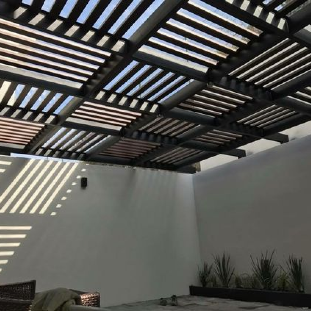 Desain Eksterior Menggunakan Besi Hollow