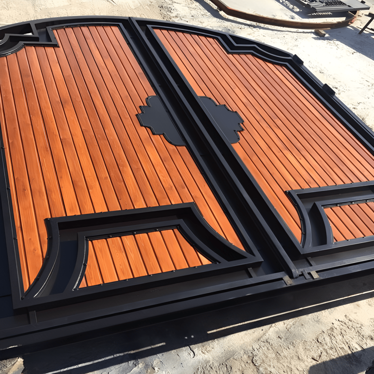 Pintu Besi Minimalis Terbaru | Pilihan Terbaik 2024