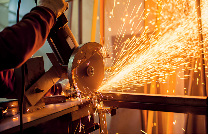 Cutting Besi | Revolusi Presisi dan Efisiensi di Pabrik Otomotif