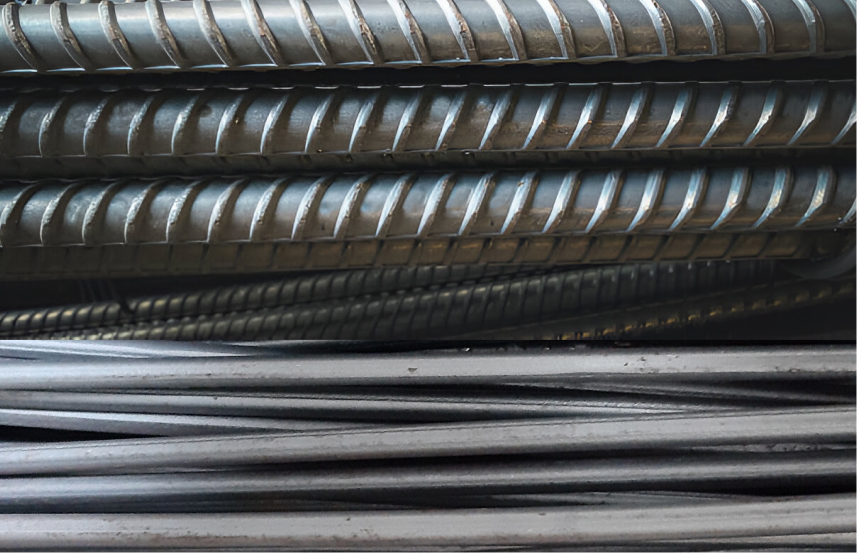 Besi Beton Ulir vs Polos: Mana Pilihan Tepat untuk Konstruksi Anda?